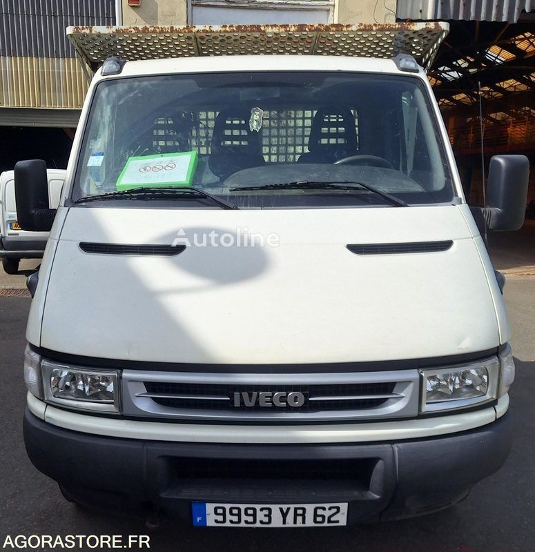 Prodaje se IVECO 35C12 kamion kiper < 3.5t na aukciji