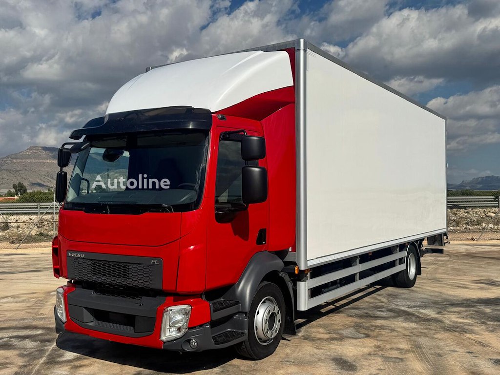 Volvo FL 210 kamion furgon