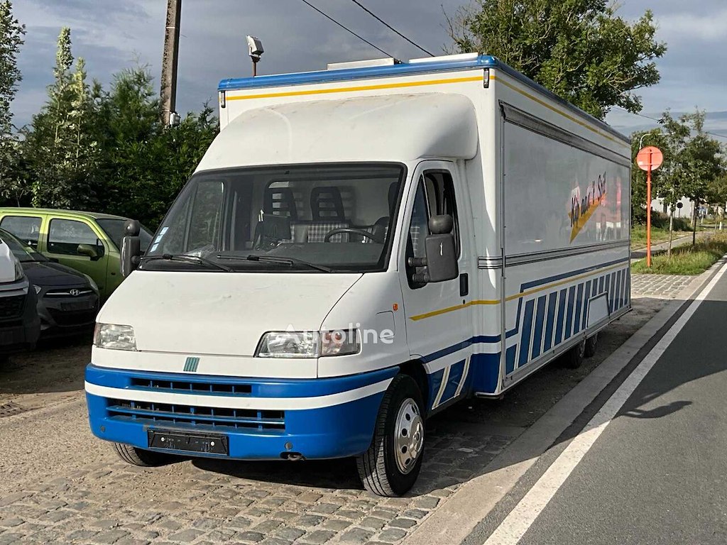 Prodaje se Univan 58-42 kamion sandučar na aukciji
