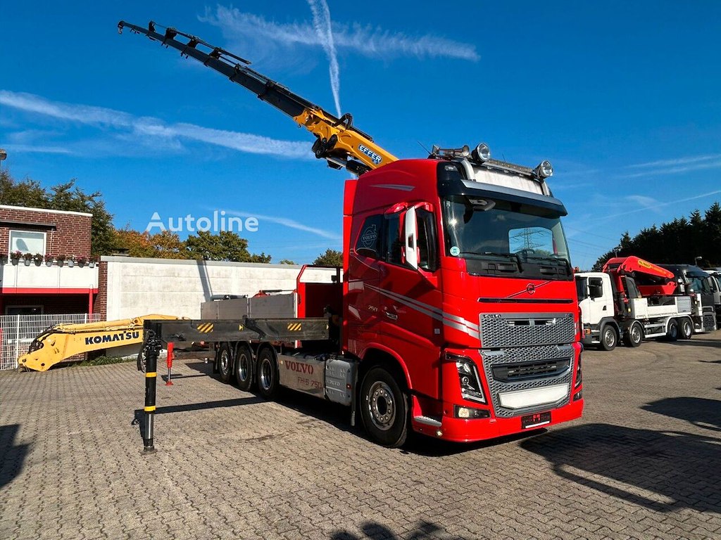 Volvo FH16 750 kamion s ravnom platformom