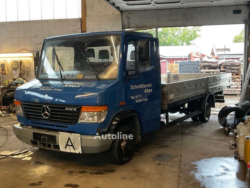 Prodaje se Mercedes-Benz 512 D/3120 kamion s ravnom platformom na aukciji