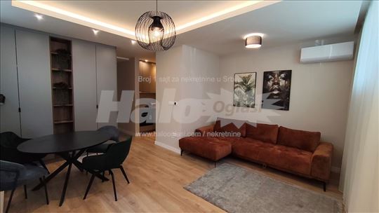 Lux 62m,nov, Zemun