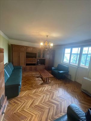 Namešten stan, odlična lokacija, Meštrovićeva
