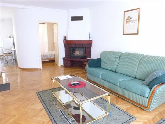 Admirala Vukovića, 60m2, dvosoban, terasa, parking