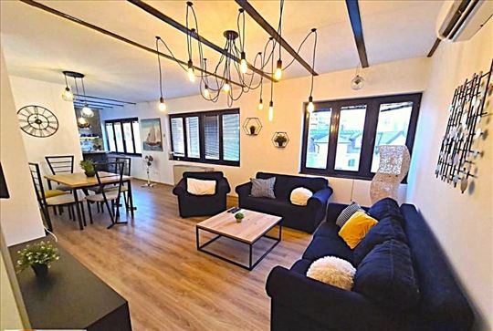 Obilićev venac,5.0,namešten duplex,terasa