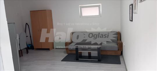 Izdavanje stana Ovča,Palilula
