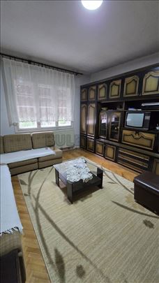 Izdaje se prizemna kuća na Paliluli, 54m2