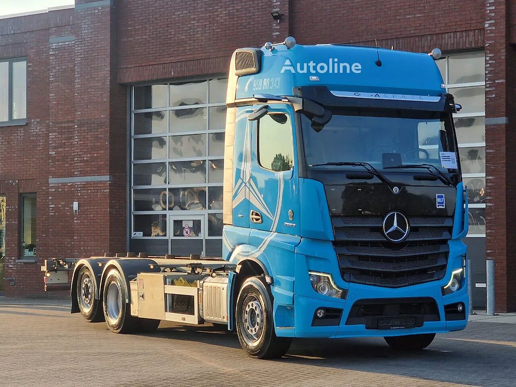 Mercedes-Benz Actros 2553 6x2 - BDF - Retarder - 4.90 WB - Loadlift - Full air vozilo za prevoz kontejnera