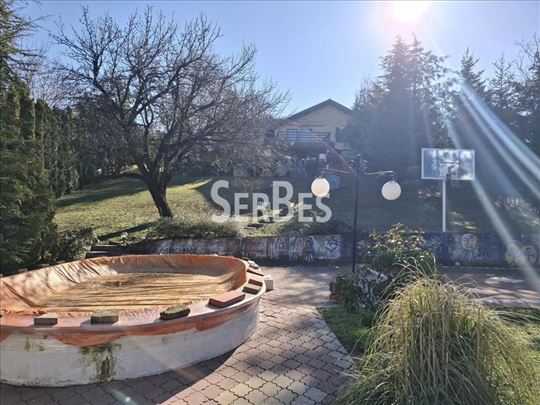 Odlična vikend kuća 81m2 na Popovici na placu od 1