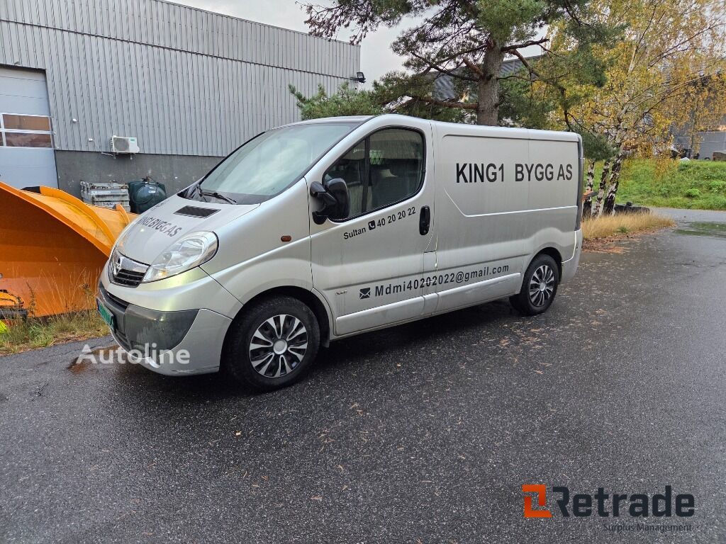 Prodaje se Opel VIVARO 2900 minibus furgon na aukciji