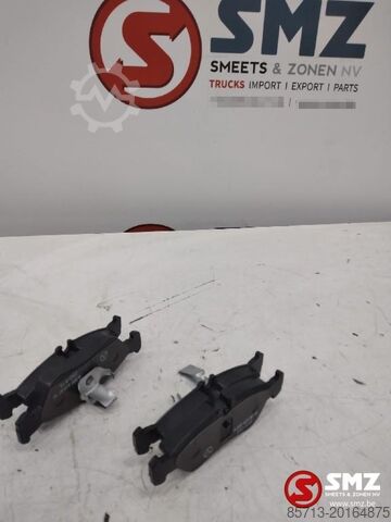 Kočioni blok
Mercedes Set remblokken mercedes sprinter w903 a0044202720