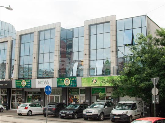 Kancelarijski prostor za izdavanje - 200m2
