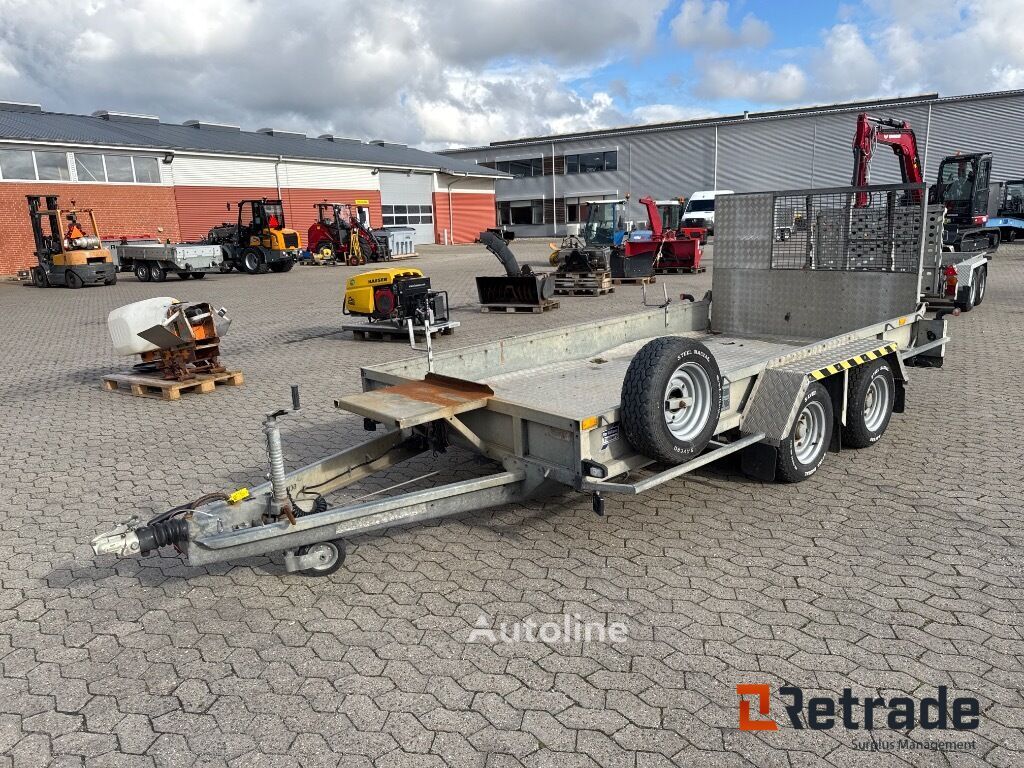 Prodaje se Ifor Williams Trailers IFOR WILLIAMS GP prikolicu za građevinske strojeve na aukciji
