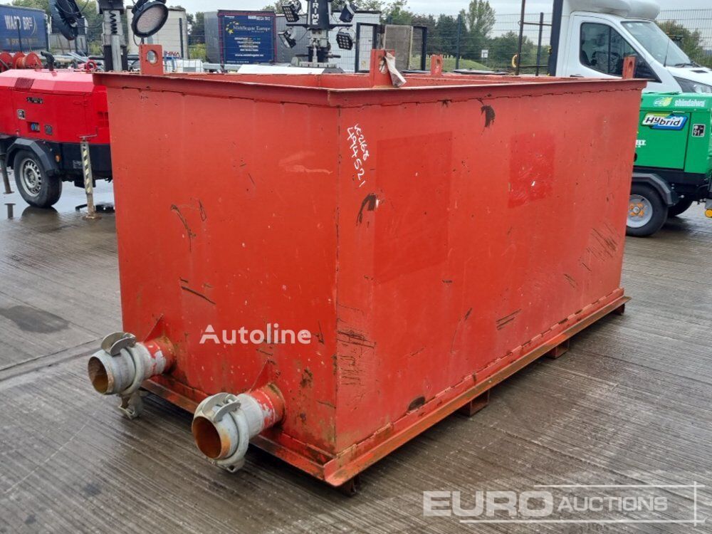 Prodaje se 4000 Litre Settlement Tank rezervoar za skladistenje goriva na aukciji