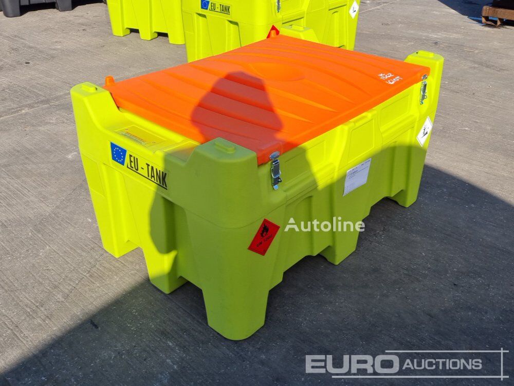 Prodaje se Emiliana Serbatoi 330 Litre Carry Bowser rezervoar za skladistenje goriva na aukciji