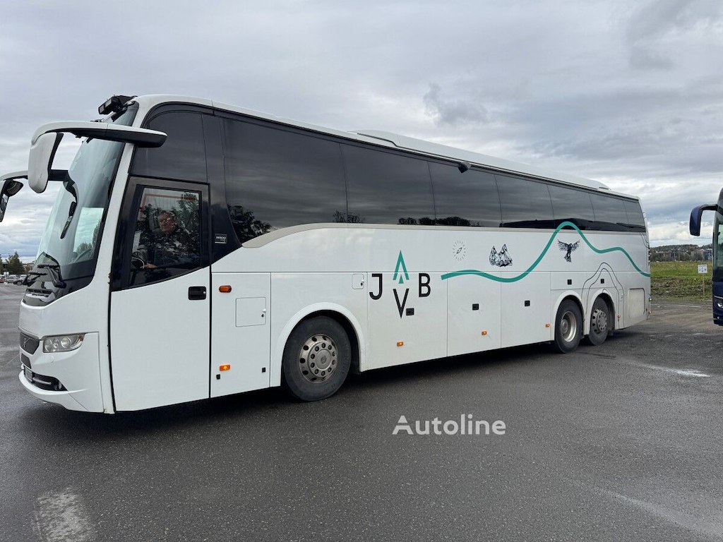 Prodaje se Volvo 9900 50 seters turistički autobus na aukciji