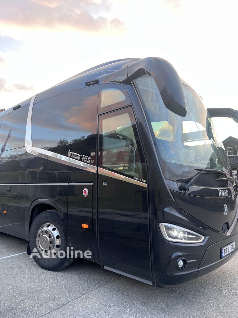 Irizar I6 turistički autobus