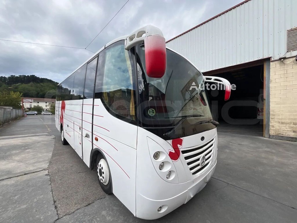 Prodaje se Mercedes-Benz Andecar turistički autobus na aukciji