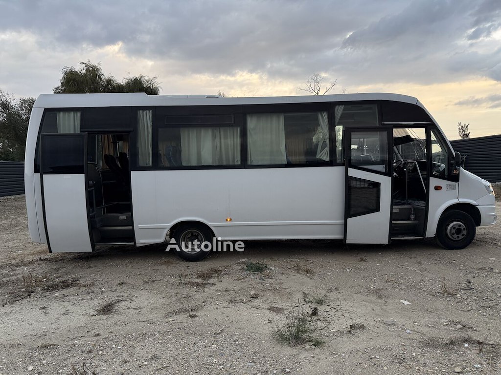 IVECO IRISBUS prigradski autobus