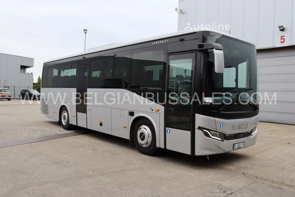 Novi IVECO Crossway 10.7m NF line HV / NEW / 43 + 1 + 1 / 3-point seat belt prigradski autobus
