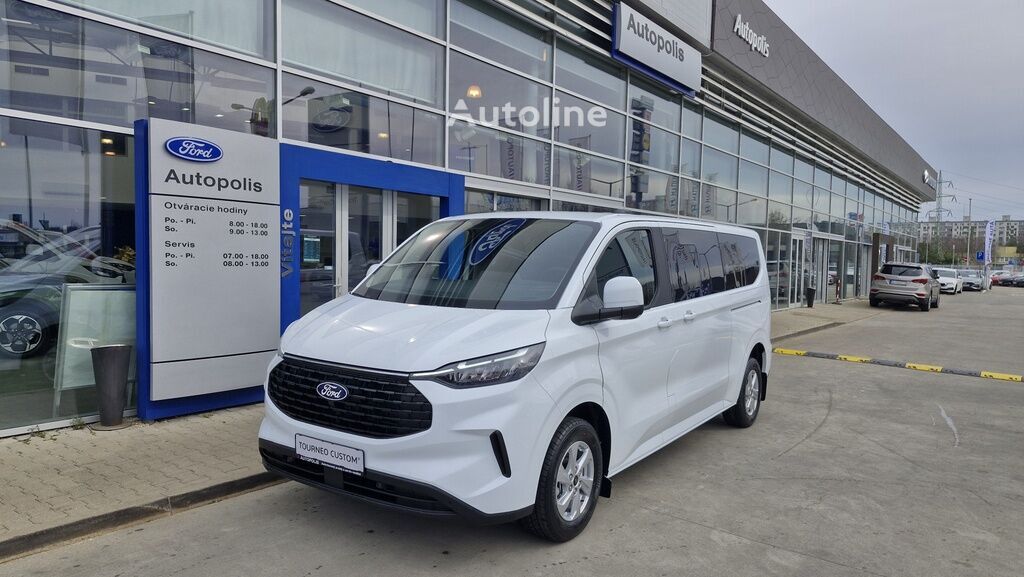 Novi Ford Tourneo Custom Family L2H1 putnički minibus