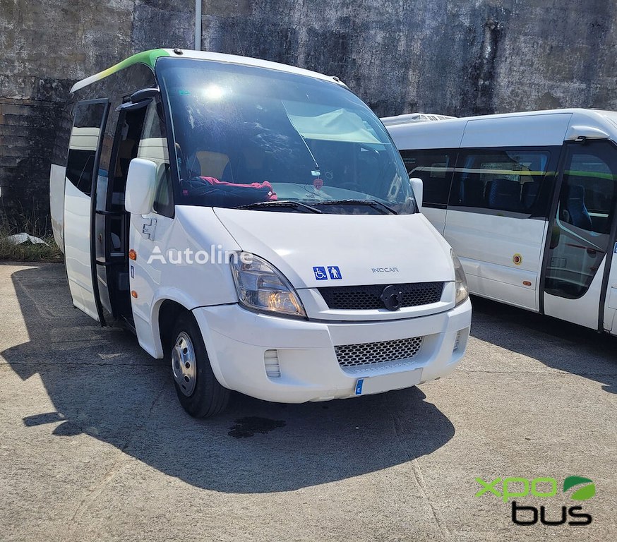 IVECO DAILY INDCAR WING putnički minibus