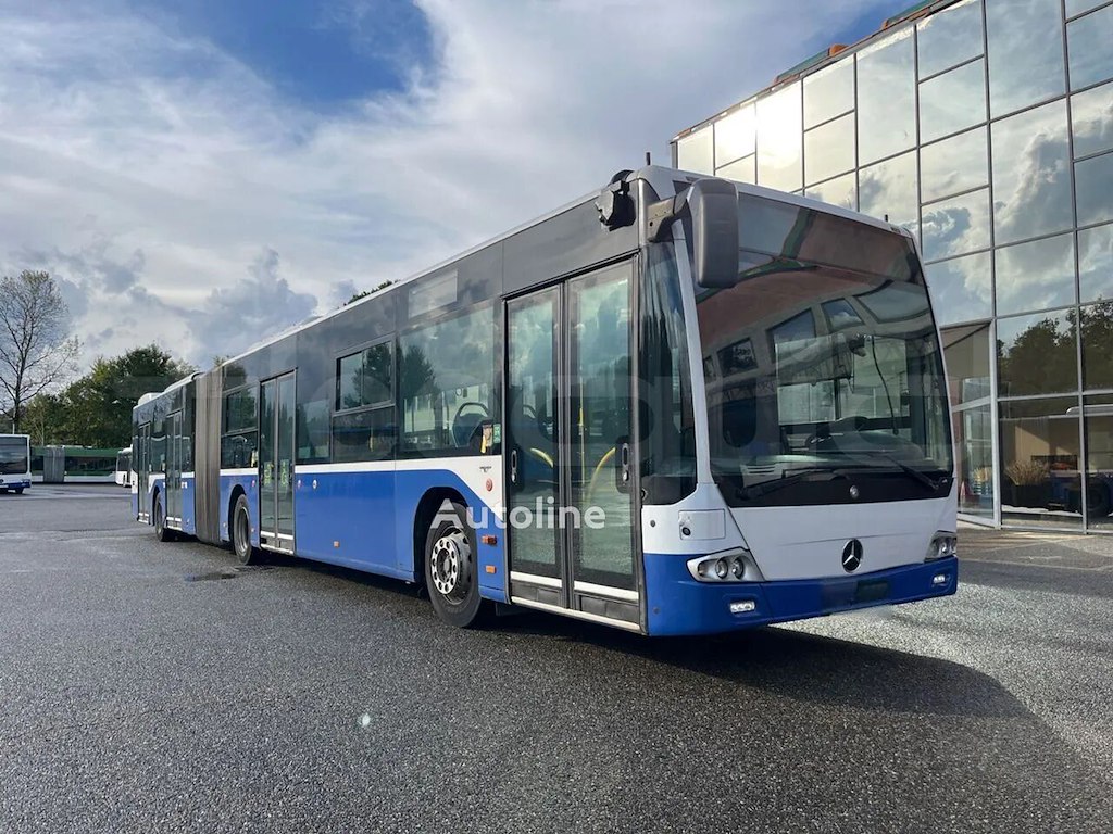 Prodaje se Mercedes-Benz Conecto zglobni autobus na aukciji