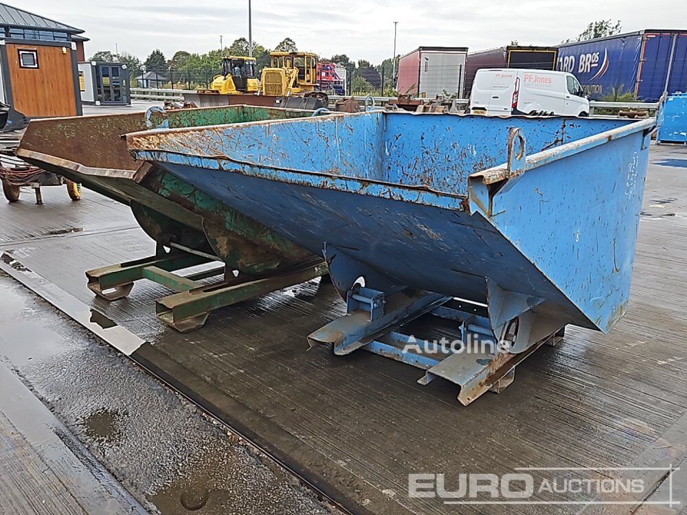 Prodaje se Tipping Skip to suit Forklift (2 of) kontejner za glomazni otpad na aukciji
