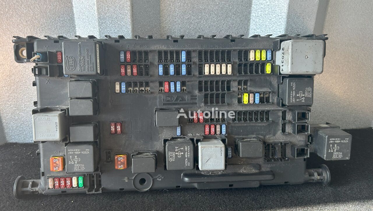 DAF XF 106 1913235 kutija s osiguračima za DAF XF 106 tegljača