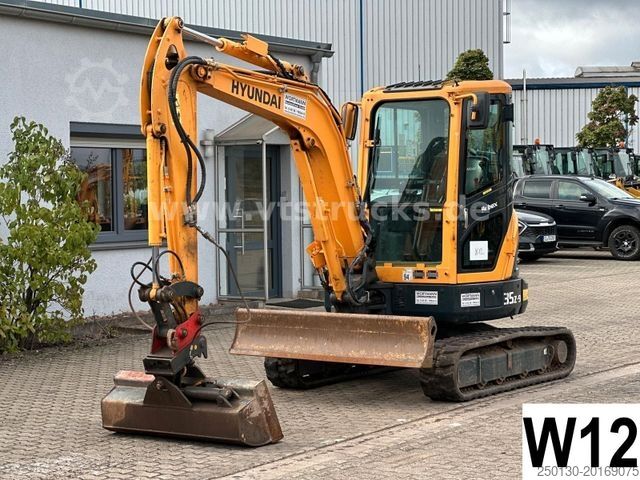 Mini bager
HYUNDAI Robex 35Z-9A Minibagger Schwenklöffel 867 Std.