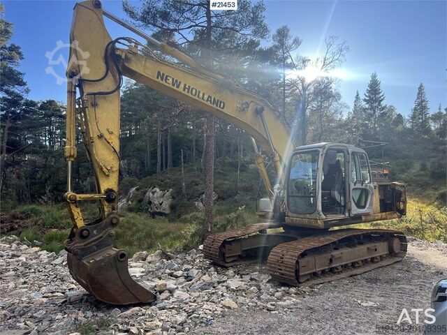 Bager za puzanje
New Holland E215 Excavator