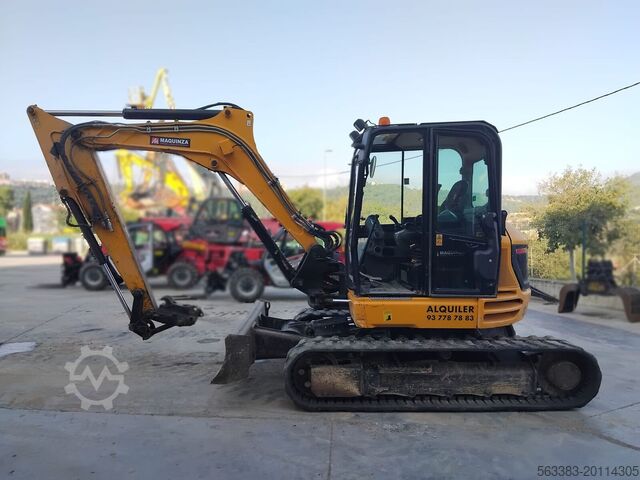 Mini bageri
JCB 85Z