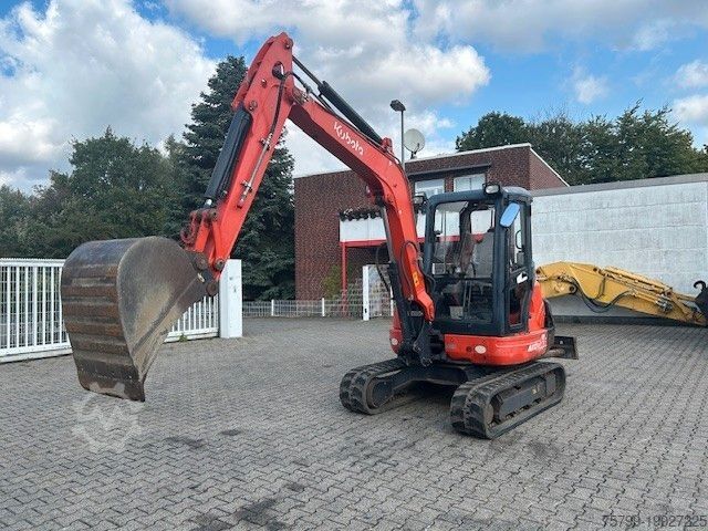Mini bager
KUBOTA 4t Mini Bagger KX 12133