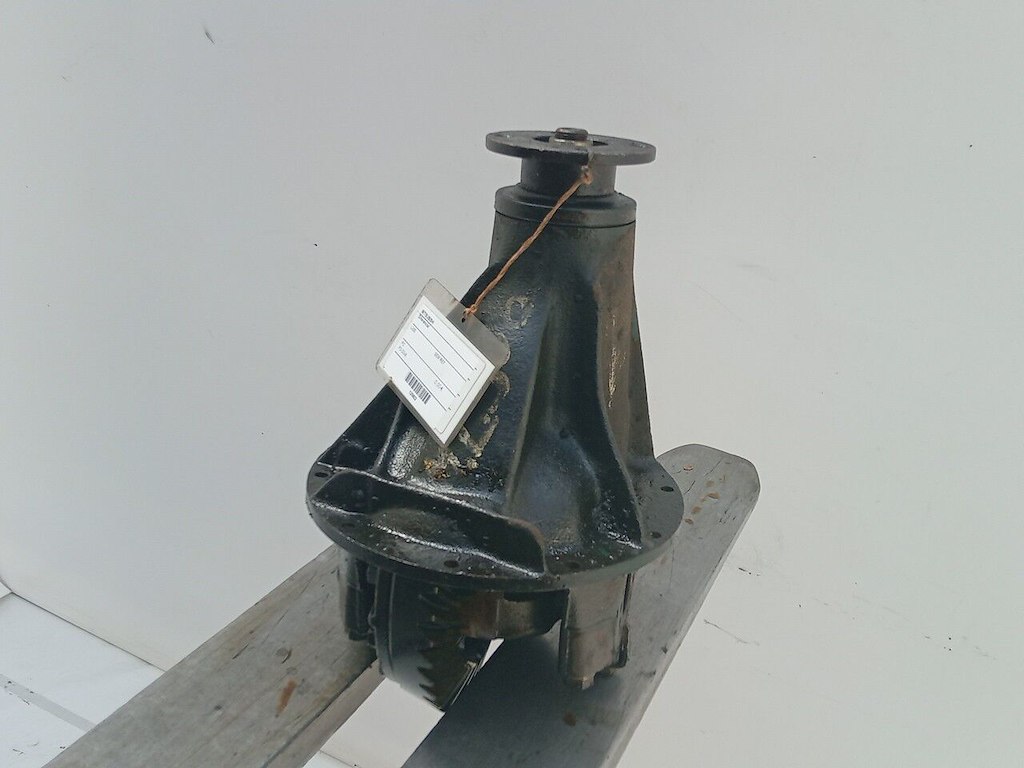 L300,SEM REF diferencijal za Mitsubishi L 300 III Caixa (P0_V, P1_V, P_2V) | 86 - 13 kamiona