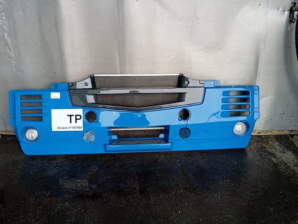 5010468579 branik za Renault Magnum 2 kamiona