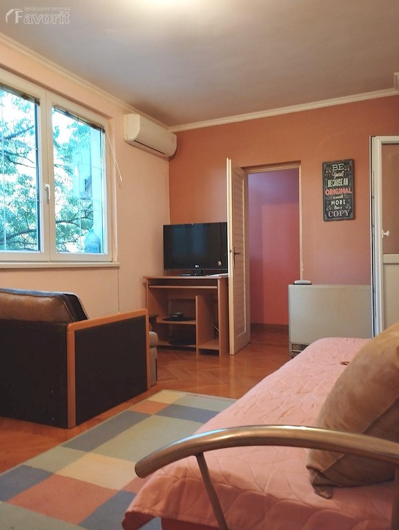 KARABURMA, KAMCATSKA, 25m2