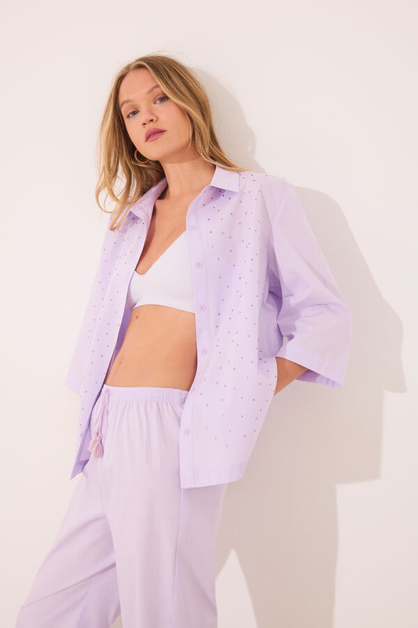Langer Pyjama mit Strass-Hemd