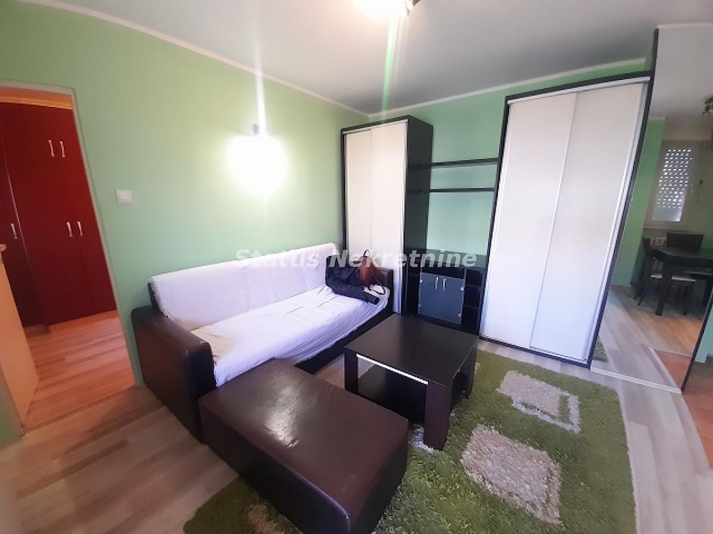 ODLIČAN DVOSOBAN STAN 45M2 NOVO NASELJE 300EU