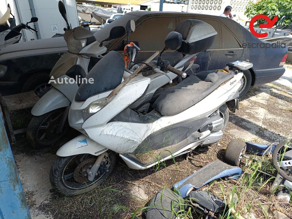 Prodaje se Honda WW125EX2 -Matrícula 5849HKM (2025-V-61710) skuter na aukciji
