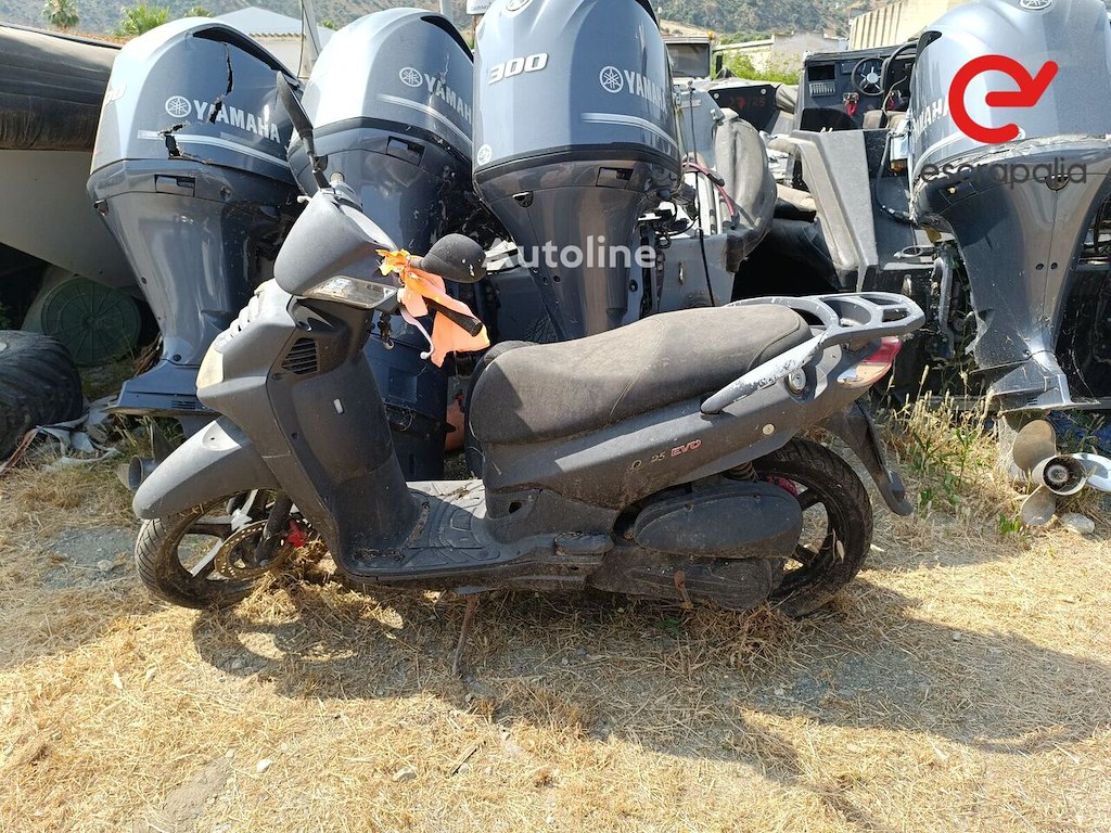Prodaje se SYM HD 125 skuter na aukciji