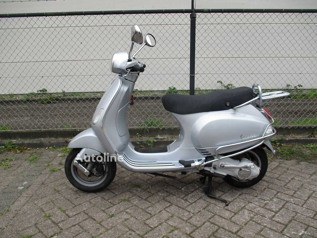 Prodaje se Vespa Motorscooter skuter na aukciji