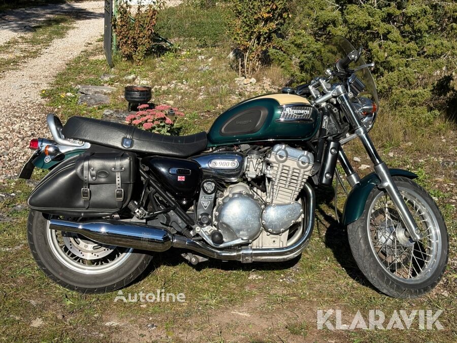 Prodaje se Triumph Thunderbird 900 skuter na aukciji