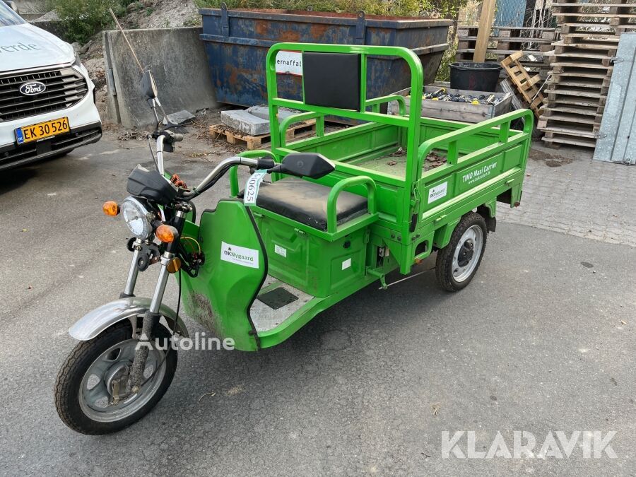 Prodaje se Yufeng Advento Maxi teretni motocikl na aukciji