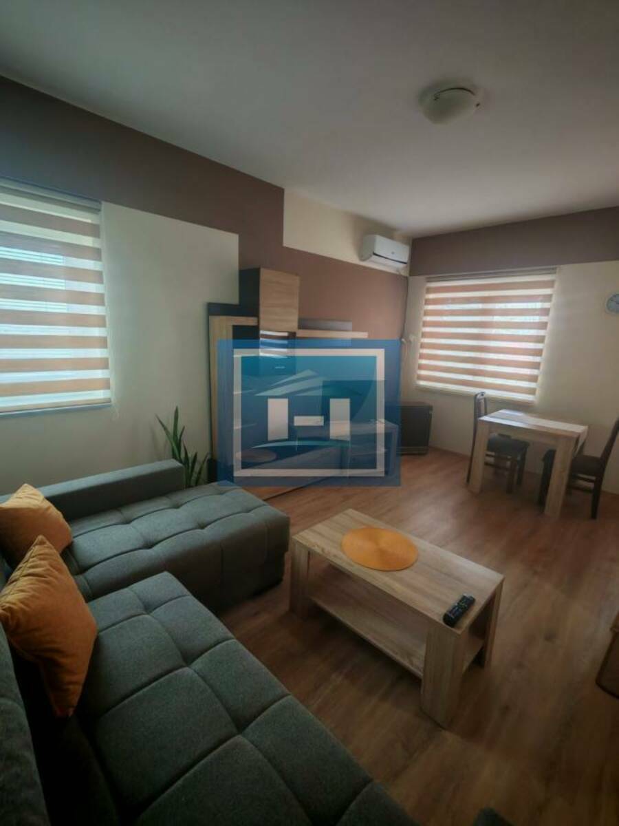 Potpuno renovirana garsonjera za izdavanje