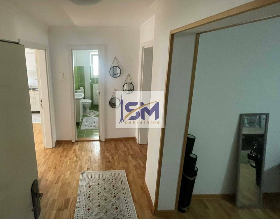 Kanarevo brdo, namešten stan 58m2