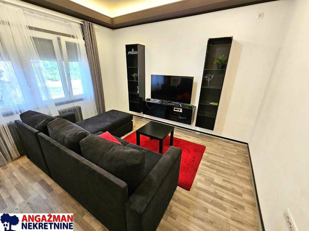 Paviljoni – Džona Kenedija 49kvm ID#28896