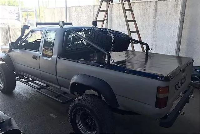 CERADE ZA AUTO