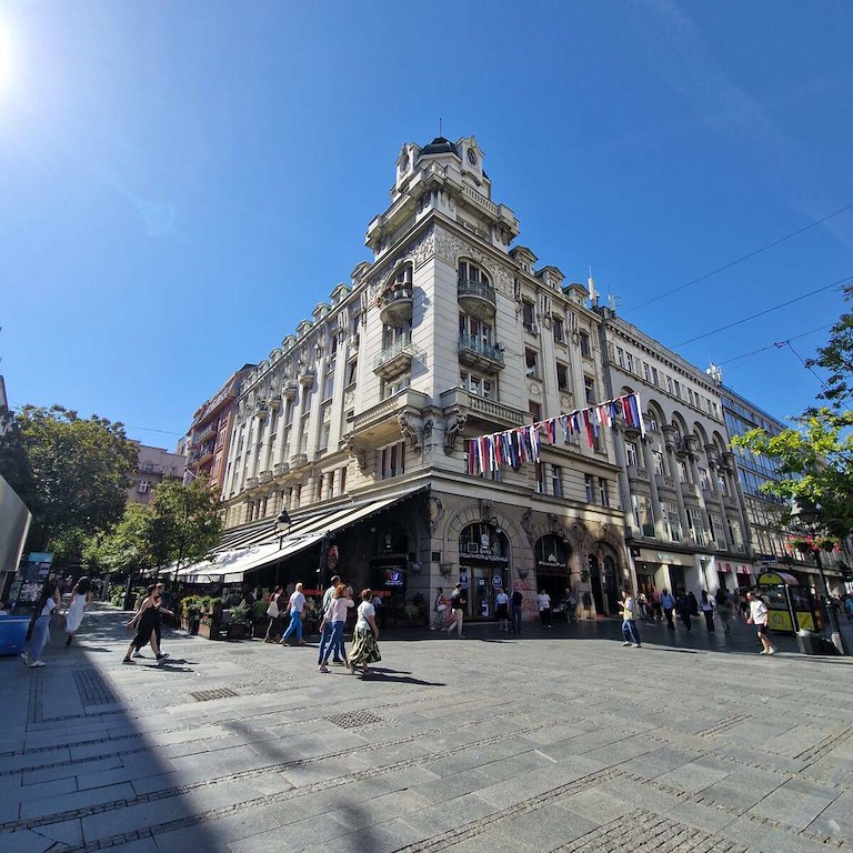 KNEZ MIHAILOVA – APARTMANI – RUSKI CAR