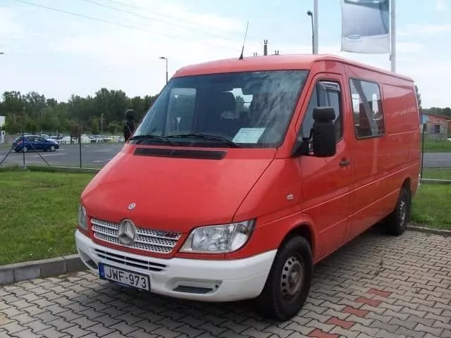 BOCNI VETROBRANI (PREDNJI) ZA MERCEDES SPRINTER (1995-2006)