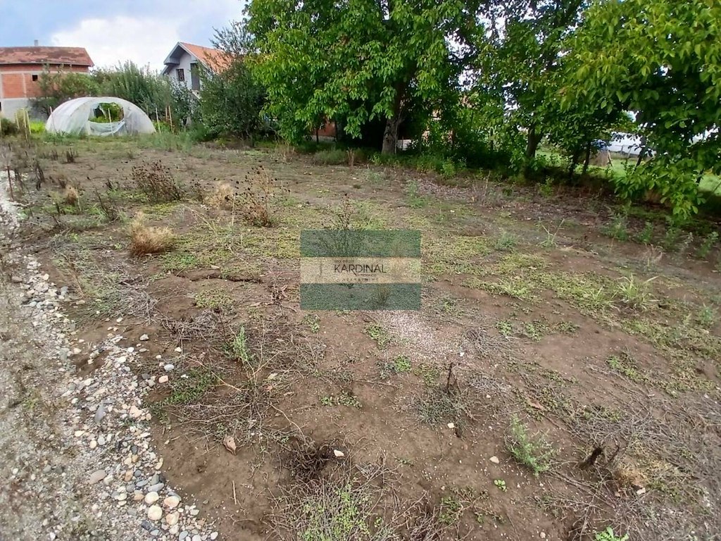 NA PRODAJU – PLAC 4 ara u Jagodini!